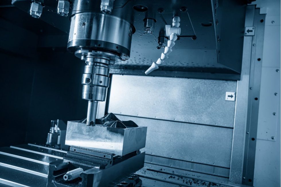 Mecanizado de piezas metálicas 101: Proceso y materiales - Aludiecasting